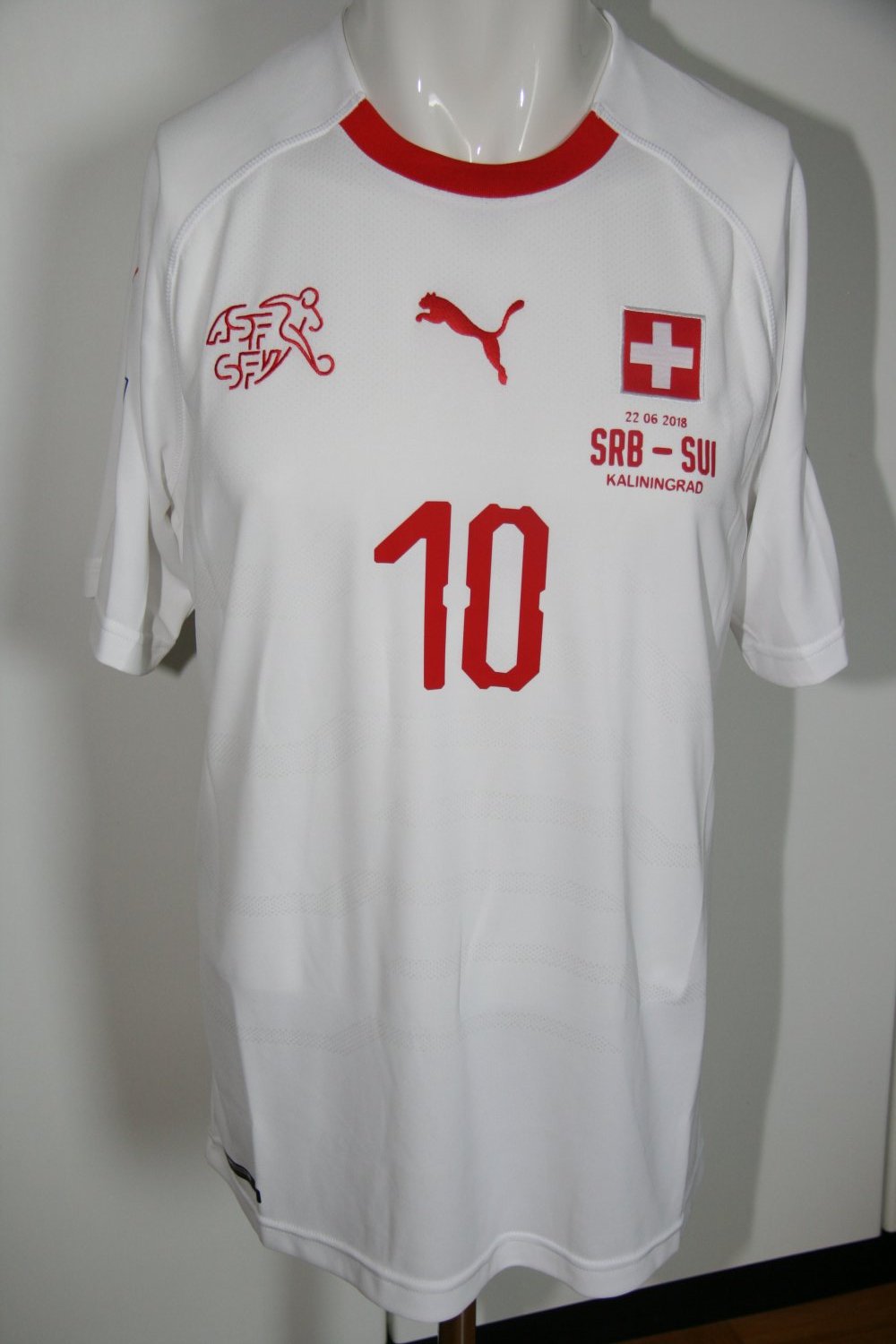 Switzerland Away football shirt 2018 - 2020