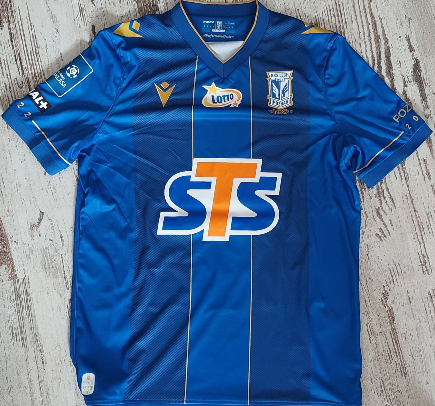 Lech Poznan Home football shirt 2021 - 2022. Sponsored by STS