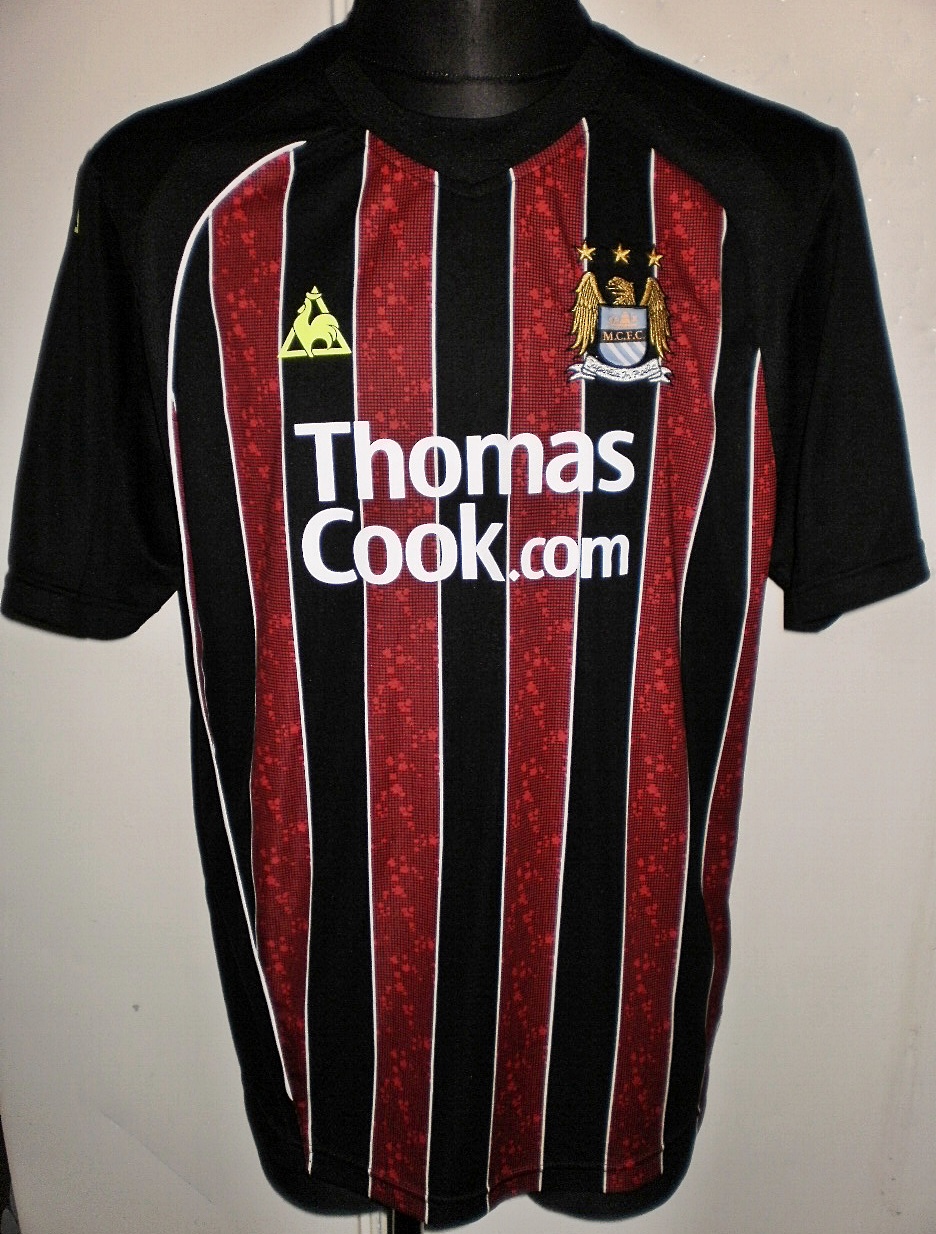 Manchester City Away football shirt 2008 - 2009. Sponsored by Thomas Cook