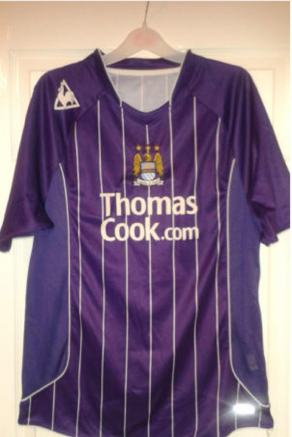 Manchester City Away football shirt 2007 - 2008. Sponsored by Thomas Cook