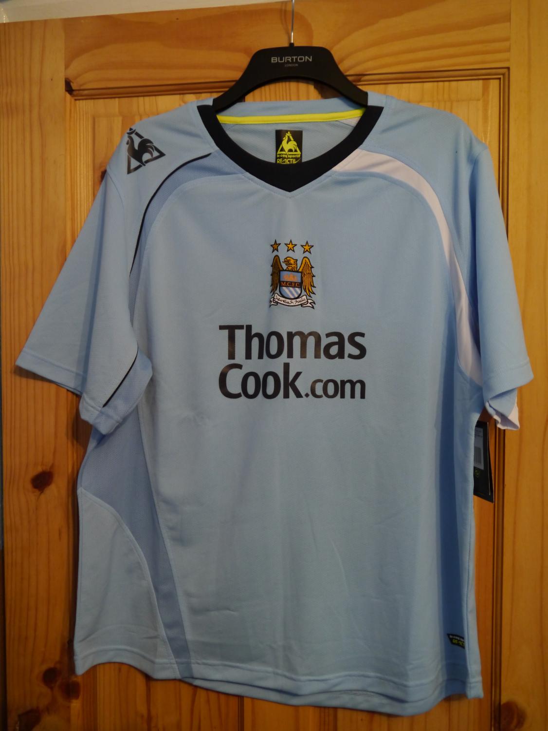Manchester City Home football shirt 2008 - 2009. Sponsored by Thomas Cook