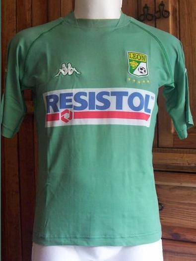 Leon Home football shirt 2002 - 2003