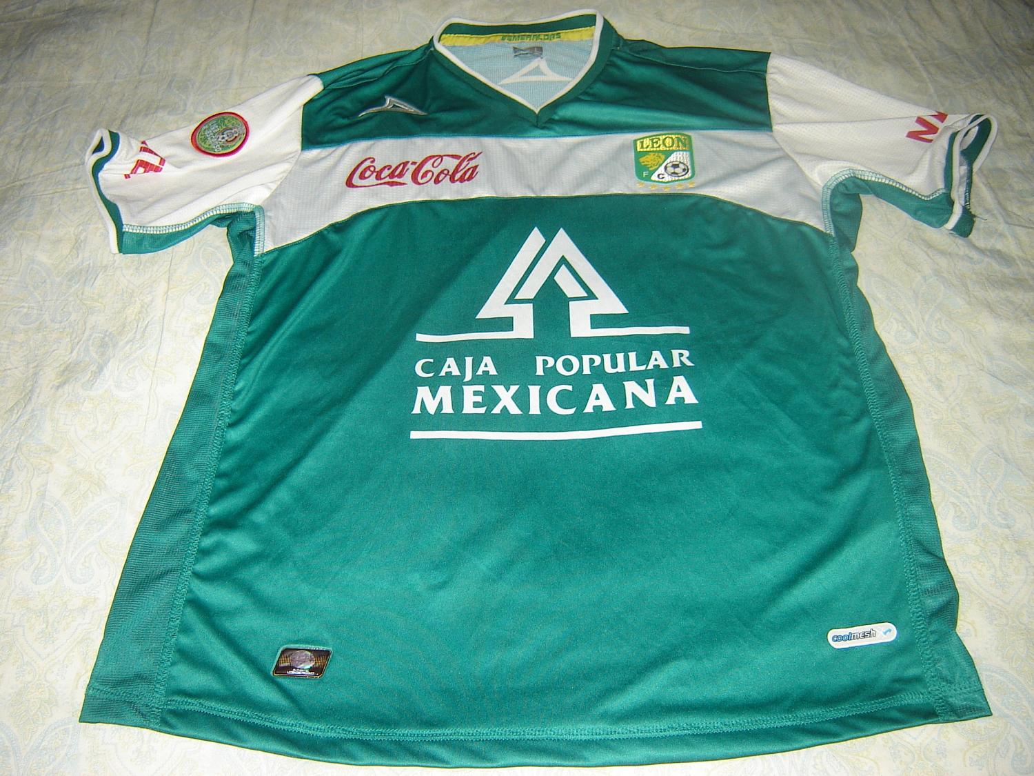 Leon Home Camiseta de Fútbol 2011 - 2012. Sponsored by Caja Popular ...