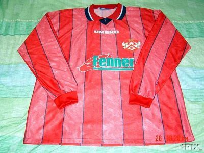 Kettering Town Home football shirt 1995 - 1996