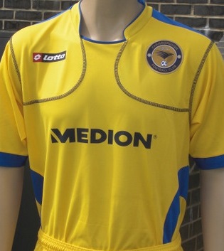 Farnborough FC Home football shirt 2009 - 2010.