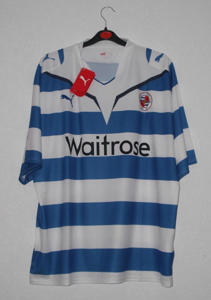 Reading Home football shirt 2009 - 2010. Sponsored by Waitrose