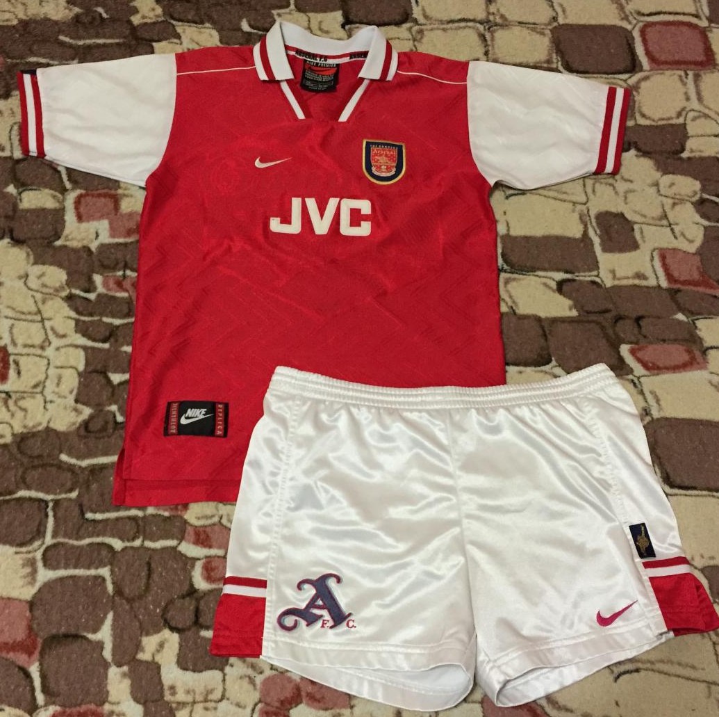 Arsenal Home football shirt 1996 - 1998. Sponsored by JVC