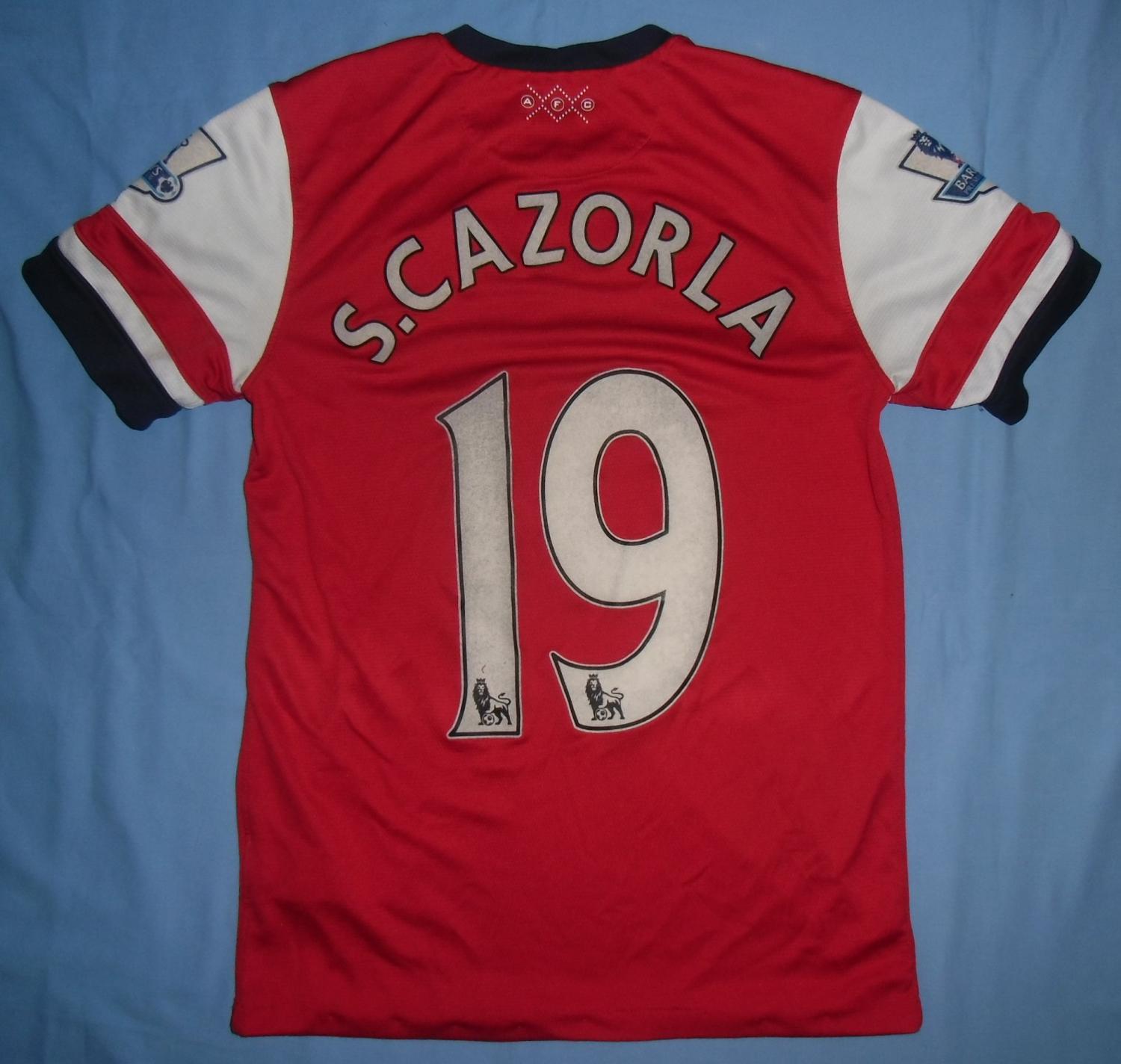 Arsenal Home football shirt 2012 - 2014. Sponsored by Emirates