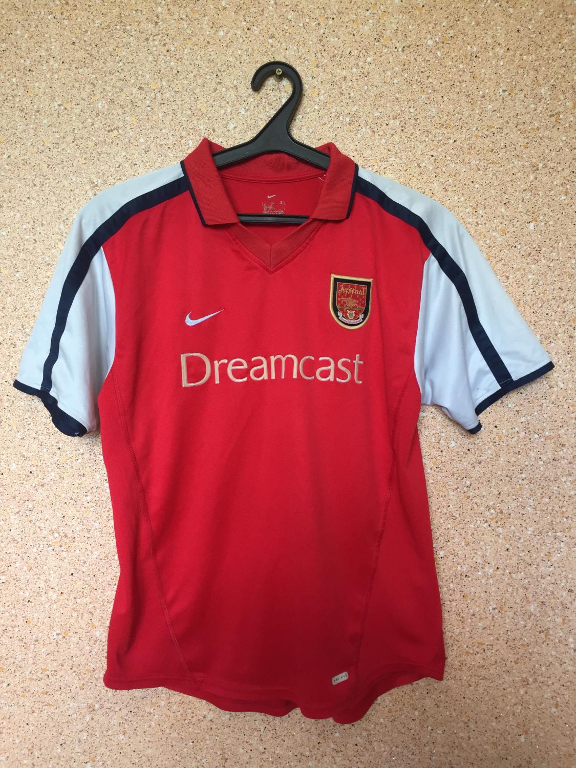 Arsenal Home football shirt 2000 - 2002. Sponsored by Dreamcast