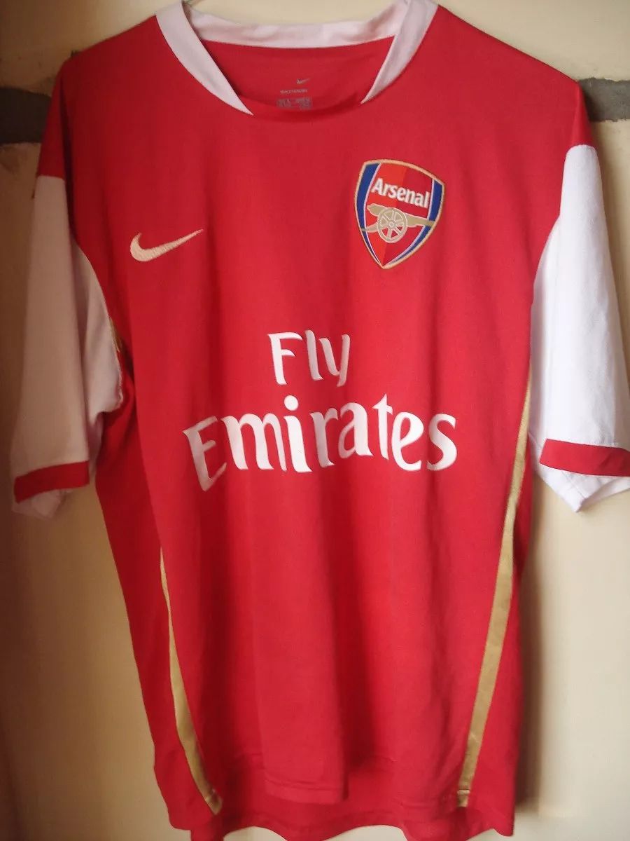 Arsenal Home Camiseta de Fútbol 2006 - 2008. Sponsored by Emirates