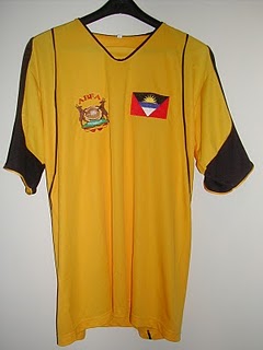 Antigua and Barbuda Home football shirt 2010 - 2011