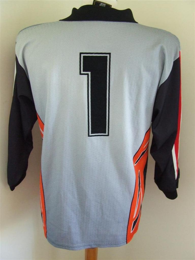 Birmingham City Goalkeeper football shirt (unknown year). Sponsored by ...
