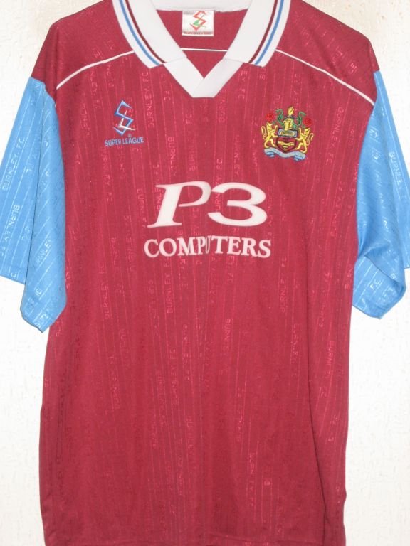 Burnley Home football shirt 1999 - 2000. Sponsored by P3 Computers