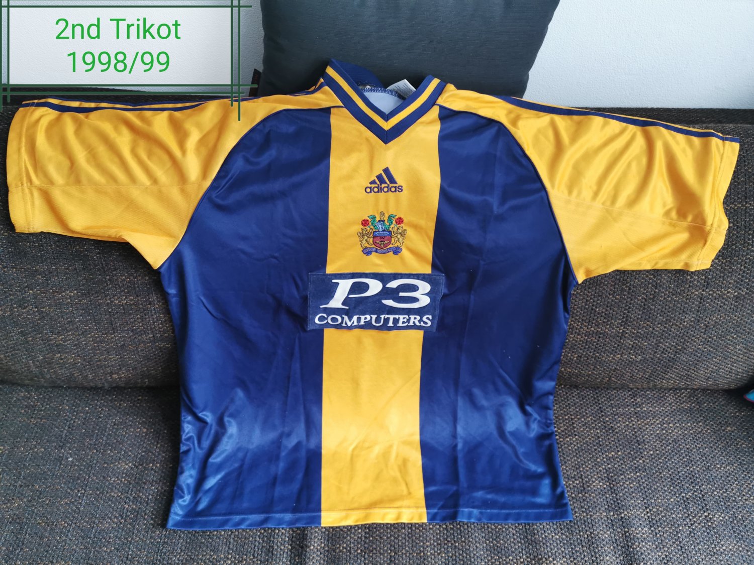 Burnley Away football shirt 1998 - 1999. Sponsored by P3 Computers