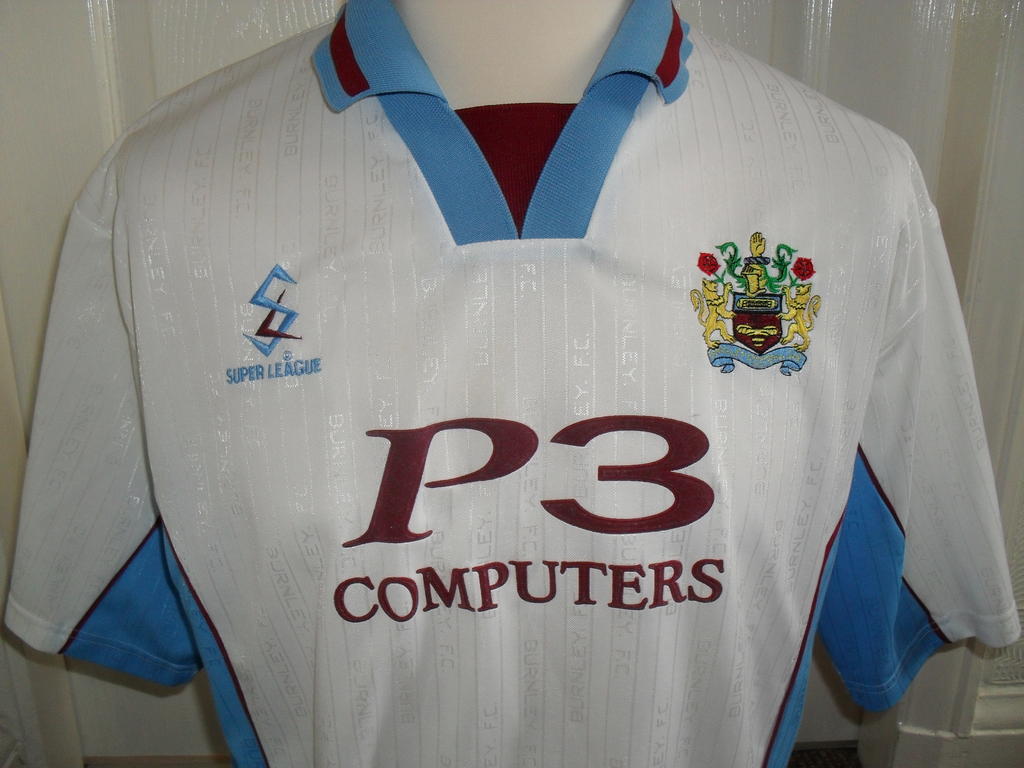 Burnley Visitante Camiseta de Fútbol 1999 - 2000. Sponsored by P3 Computers