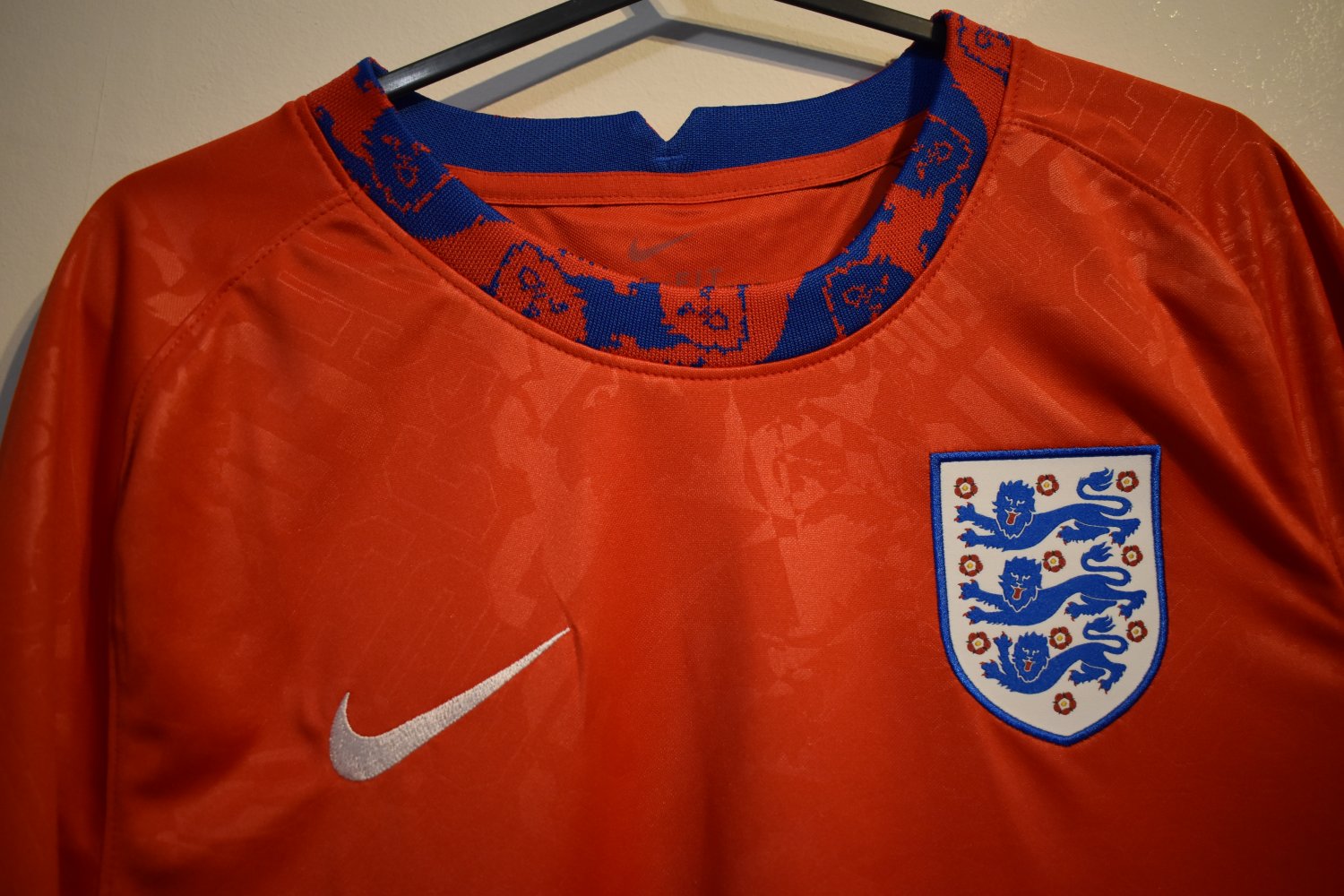 England Training/Leisure football shirt 2020 - 2021