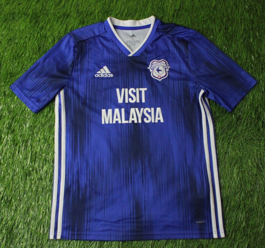 Cardiff City Home football shirt 2019 - 2020. Sponsored by Visit Malaysia