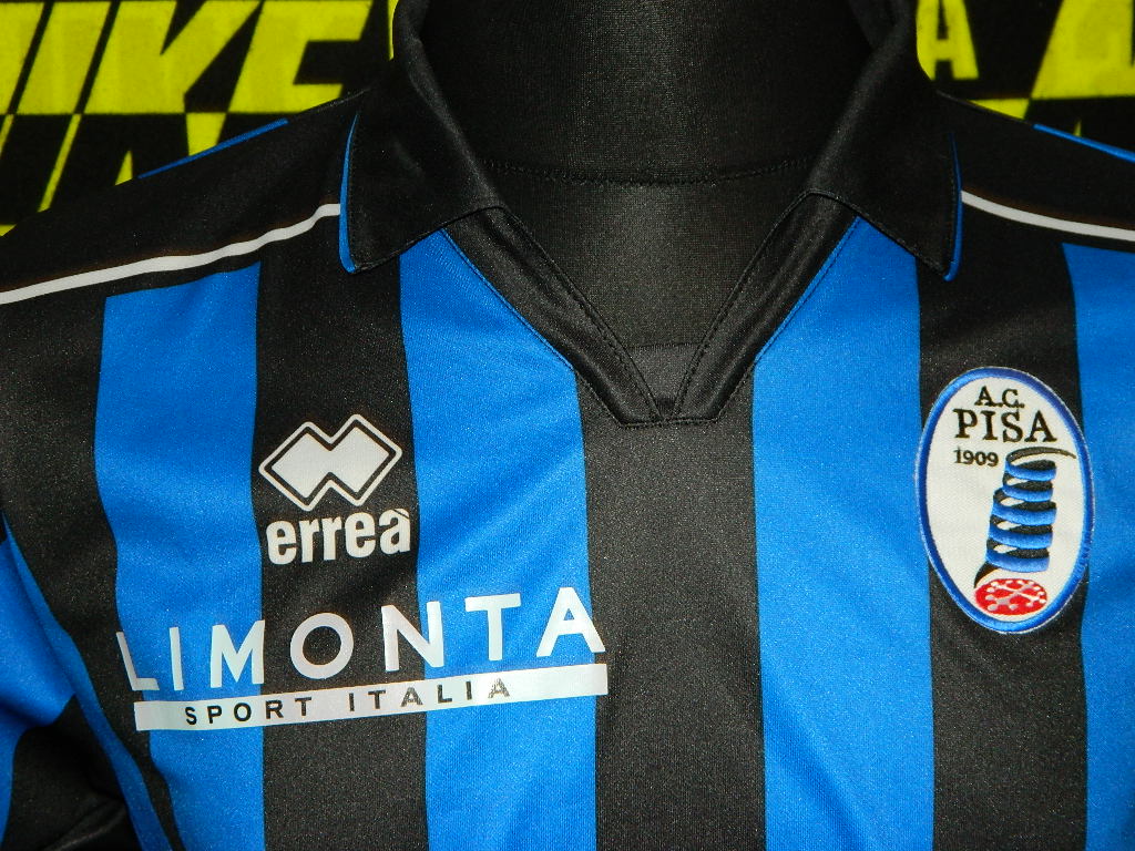 AC Pisa 1909 Home baju bolasepak 2009 - 2010