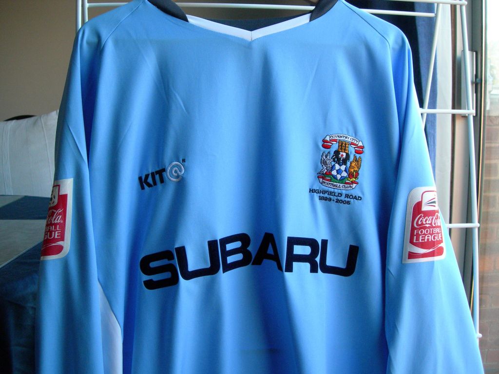 Coventry City Home football shirt 2004 - 2005. Sponsored by Subaru