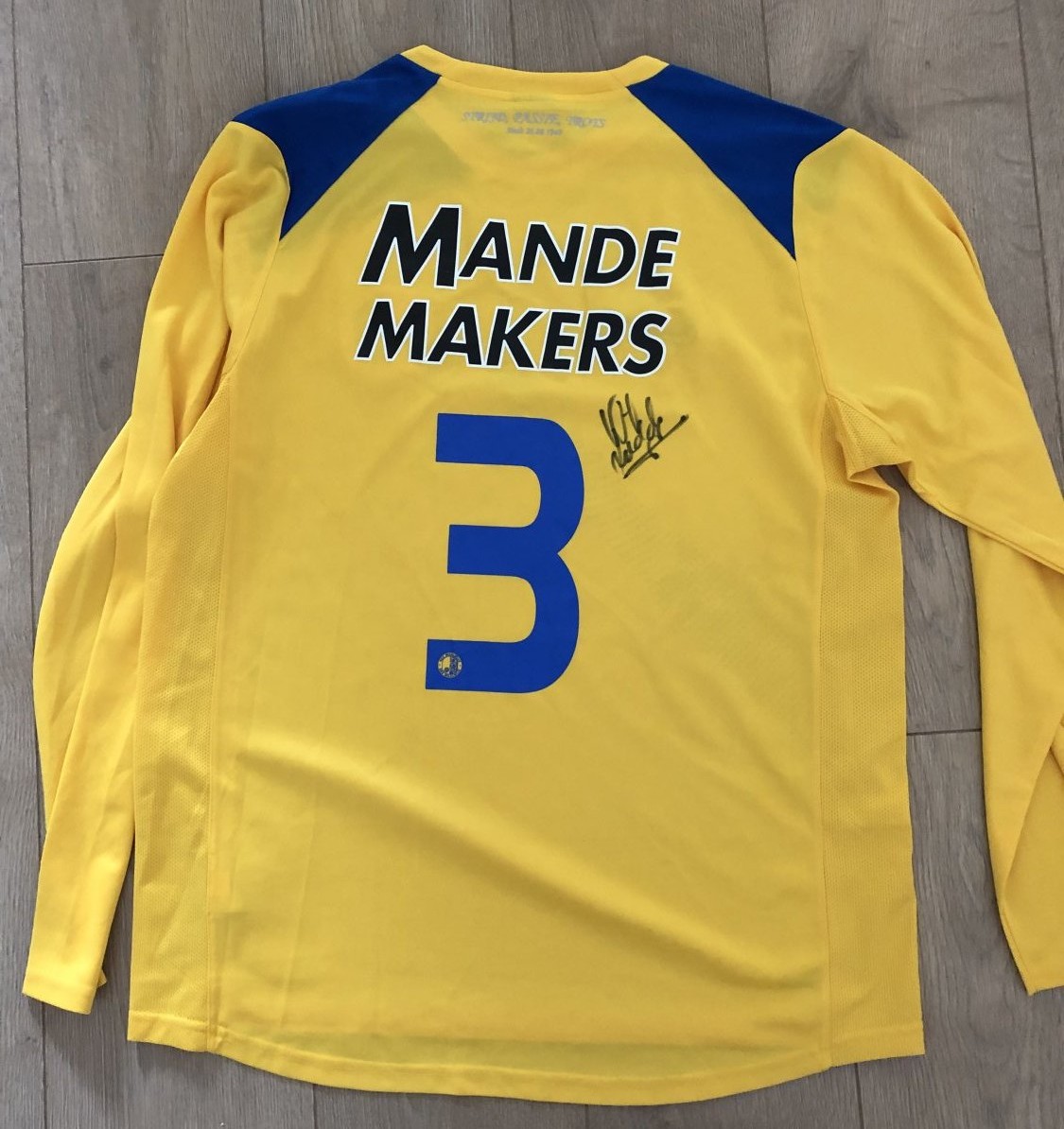 RKC Waalwijk Home football shirt 2008 - 2009. Sponsored by Mande Makers ...