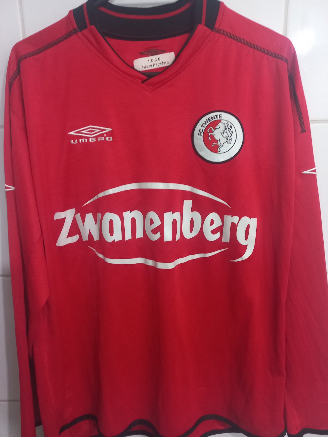 FC Twente Home football shirt 2004 - 2005. Sponsored by Zwanenberg