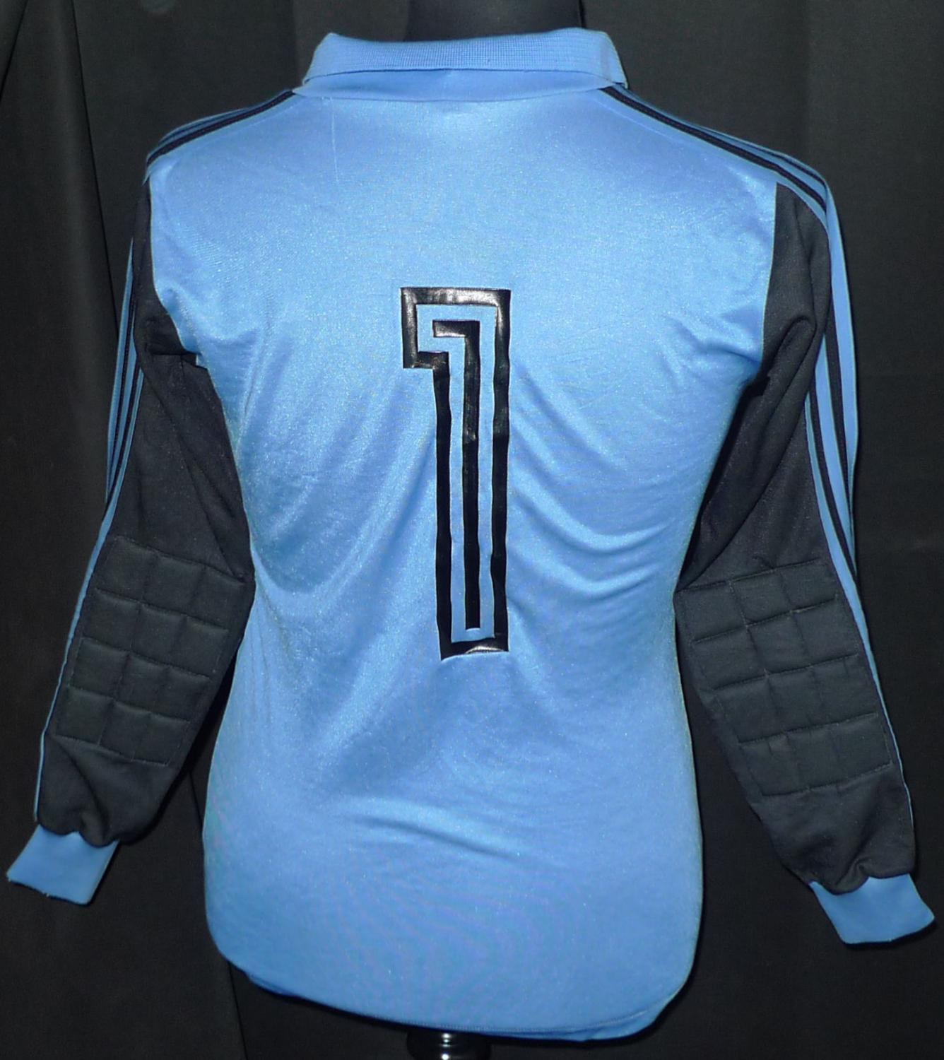 Netherlands Goalkeeper football shirt 1979 - 1981