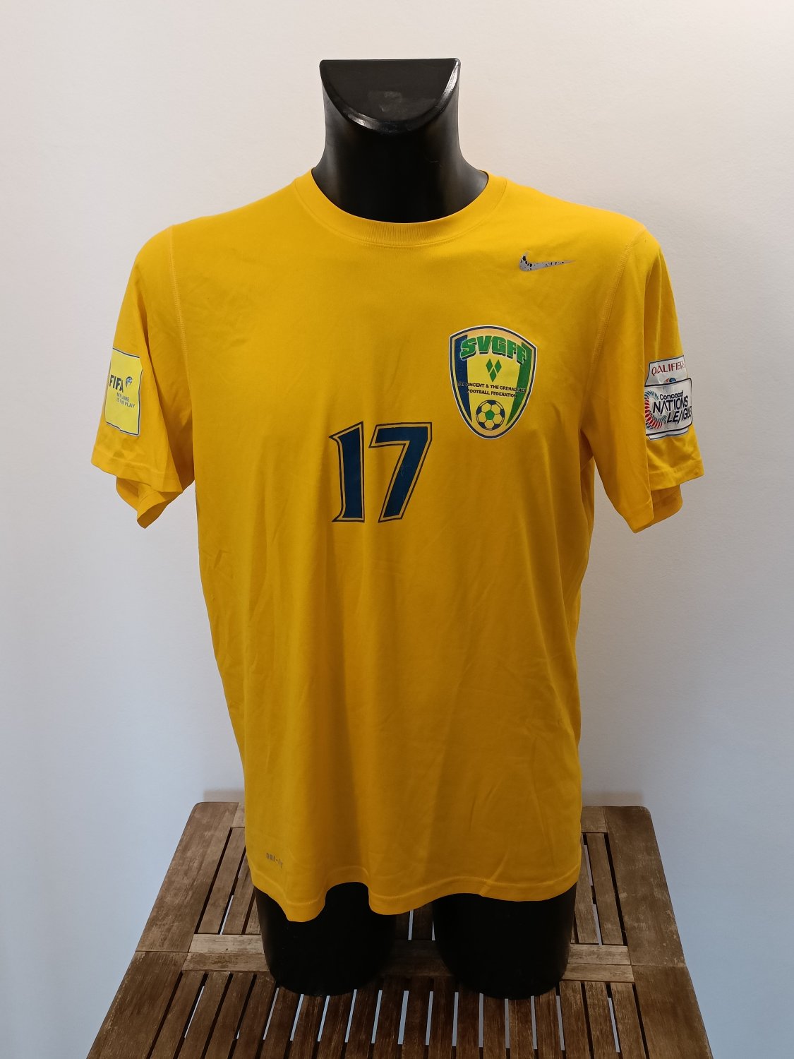 St Vincent and the Grenadines Home football shirt 2016 - 2018