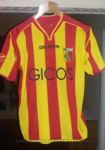 U.S. Catanzaro 1929 Home football shirt 2011 - 2012