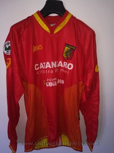 U.S. Catanzaro 1929 Home football shirt 2005 - 2006. Sponsored by Catanzaro