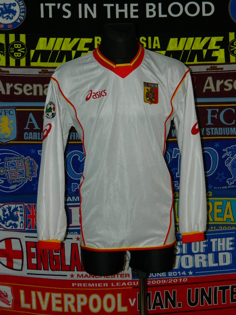 U.S. Catanzaro 1929 Away football shirt 2005 - 2006