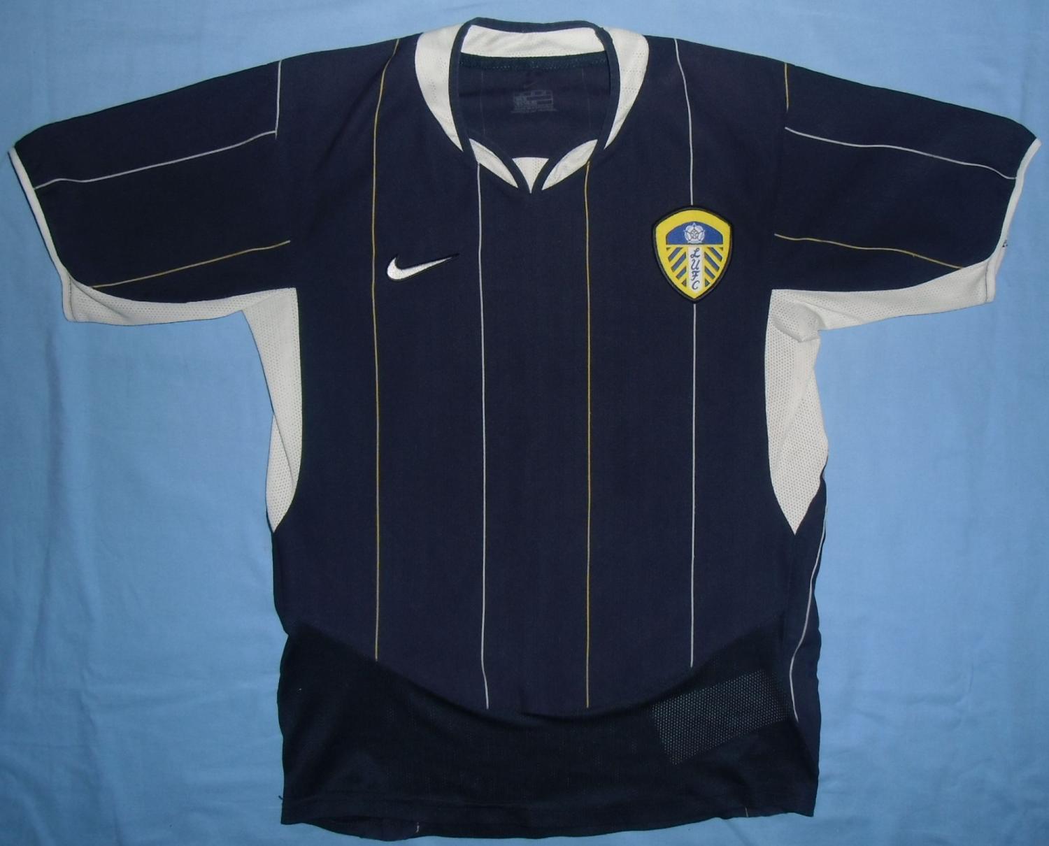 Leeds United Away football shirt 2003 - 2004. Sponsored by no sponsor