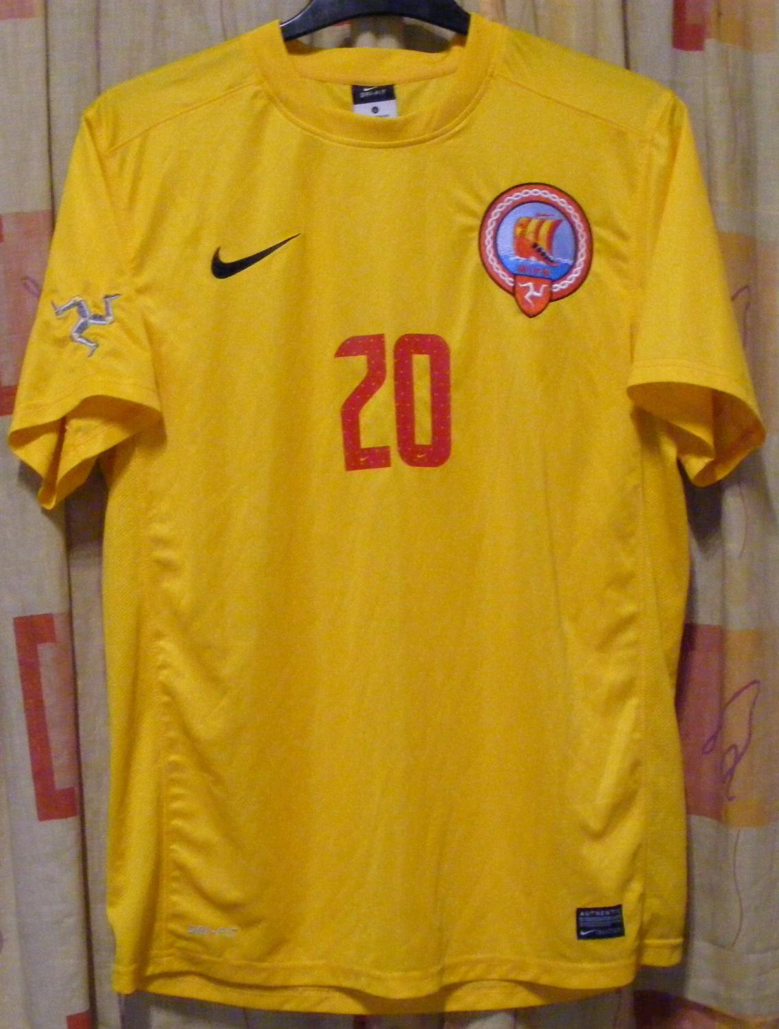 Isle of Man Home football shirt (unknown year)