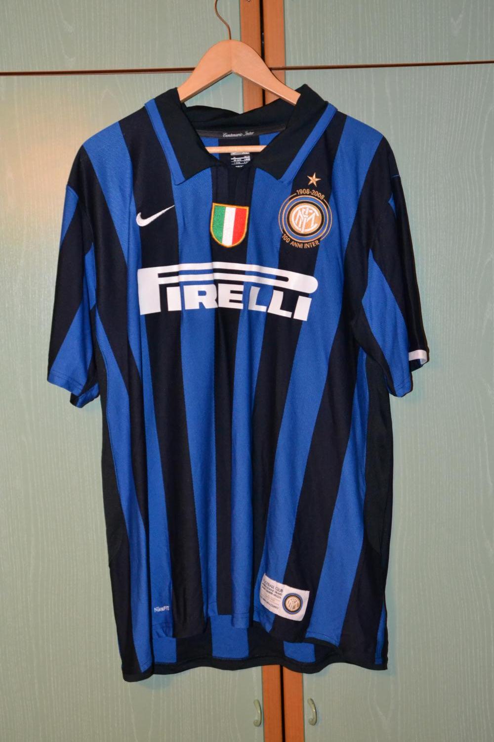 Internazionale Home maglia di calcio 2007 - 2008. Sponsored by Pirelli