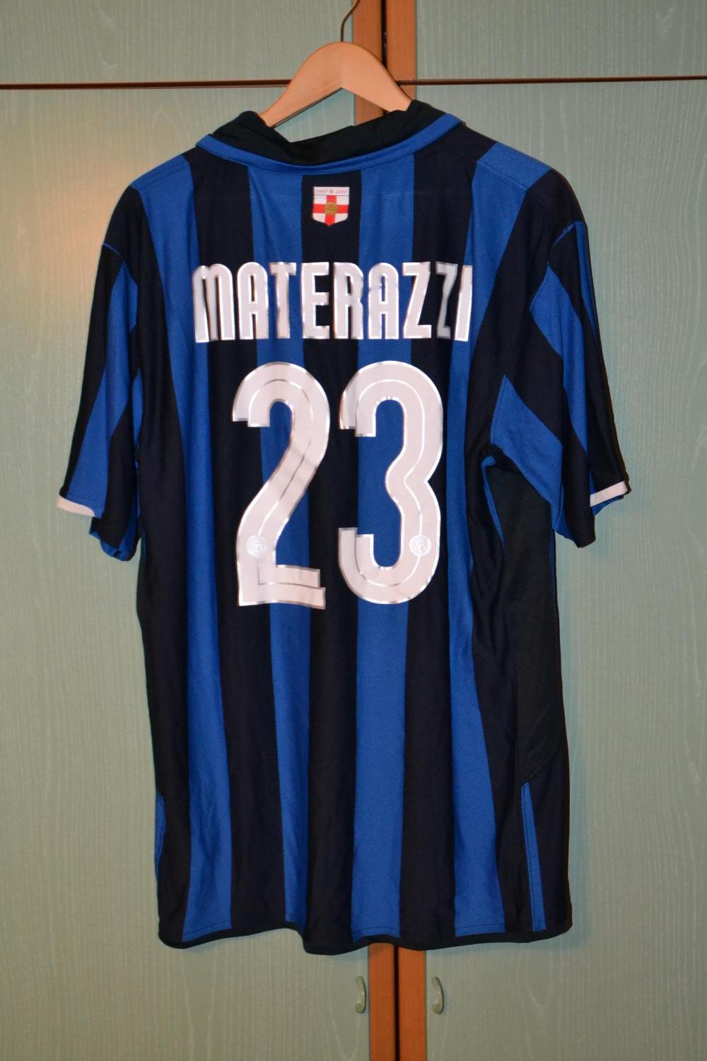 Internazionale Home maglia di calcio 2007 - 2008. Sponsored by Pirelli