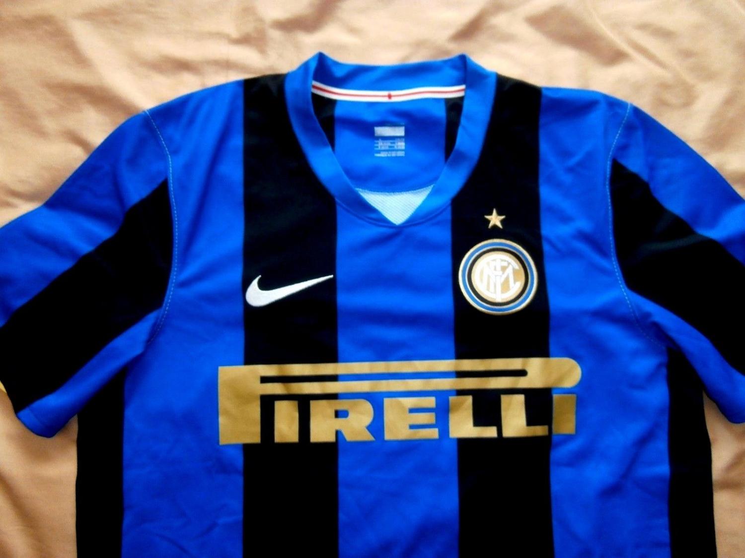 Internazionale Home football shirt 2008 - 2009. Sponsored by Pirelli