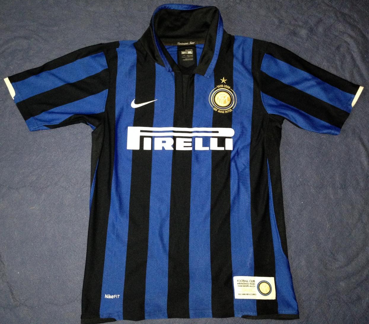 Internazionale Home maglia di calcio 2007 - 2008. Sponsored by Pirelli