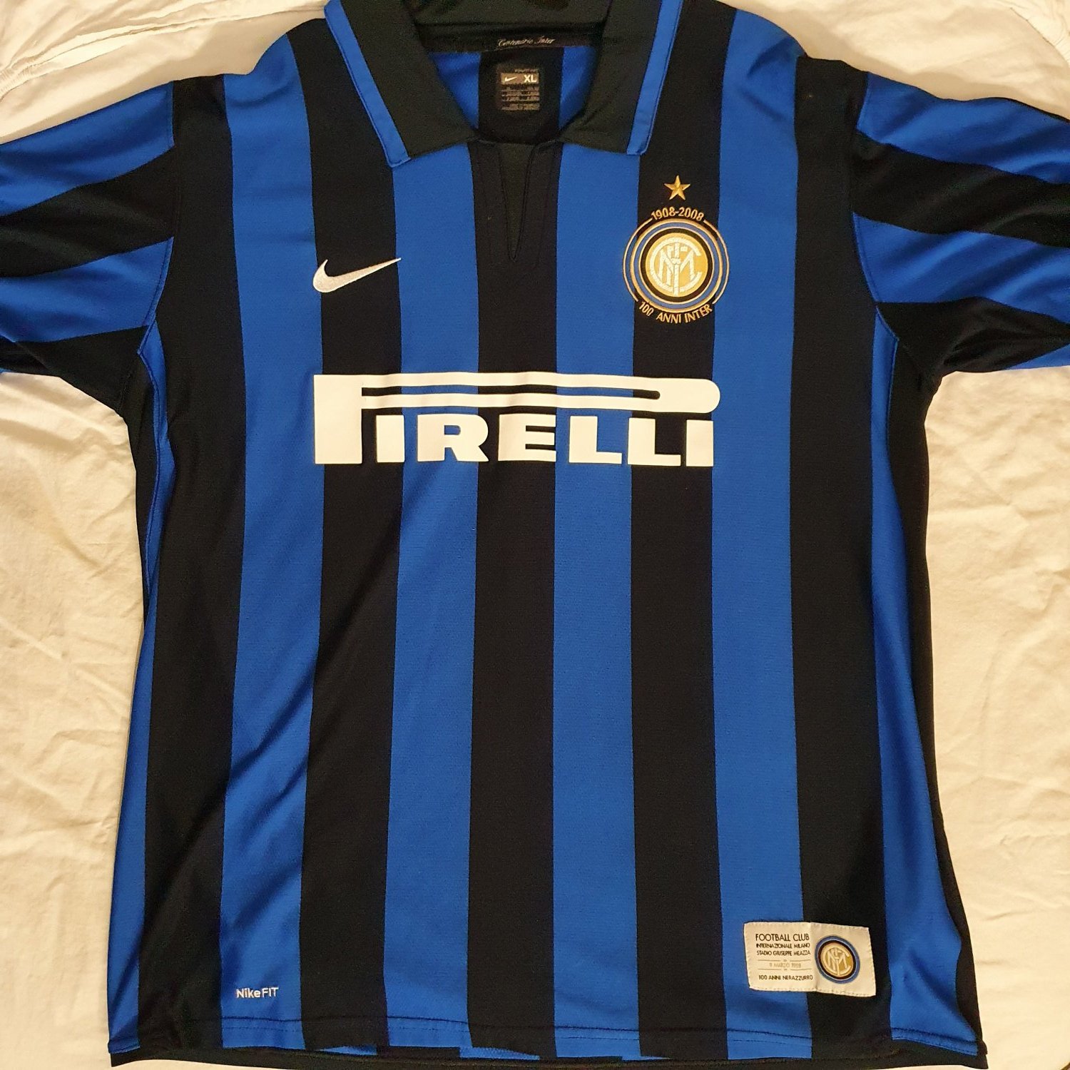 Internazionale Home maglia di calcio 2007 - 2008. Sponsored by Pirelli