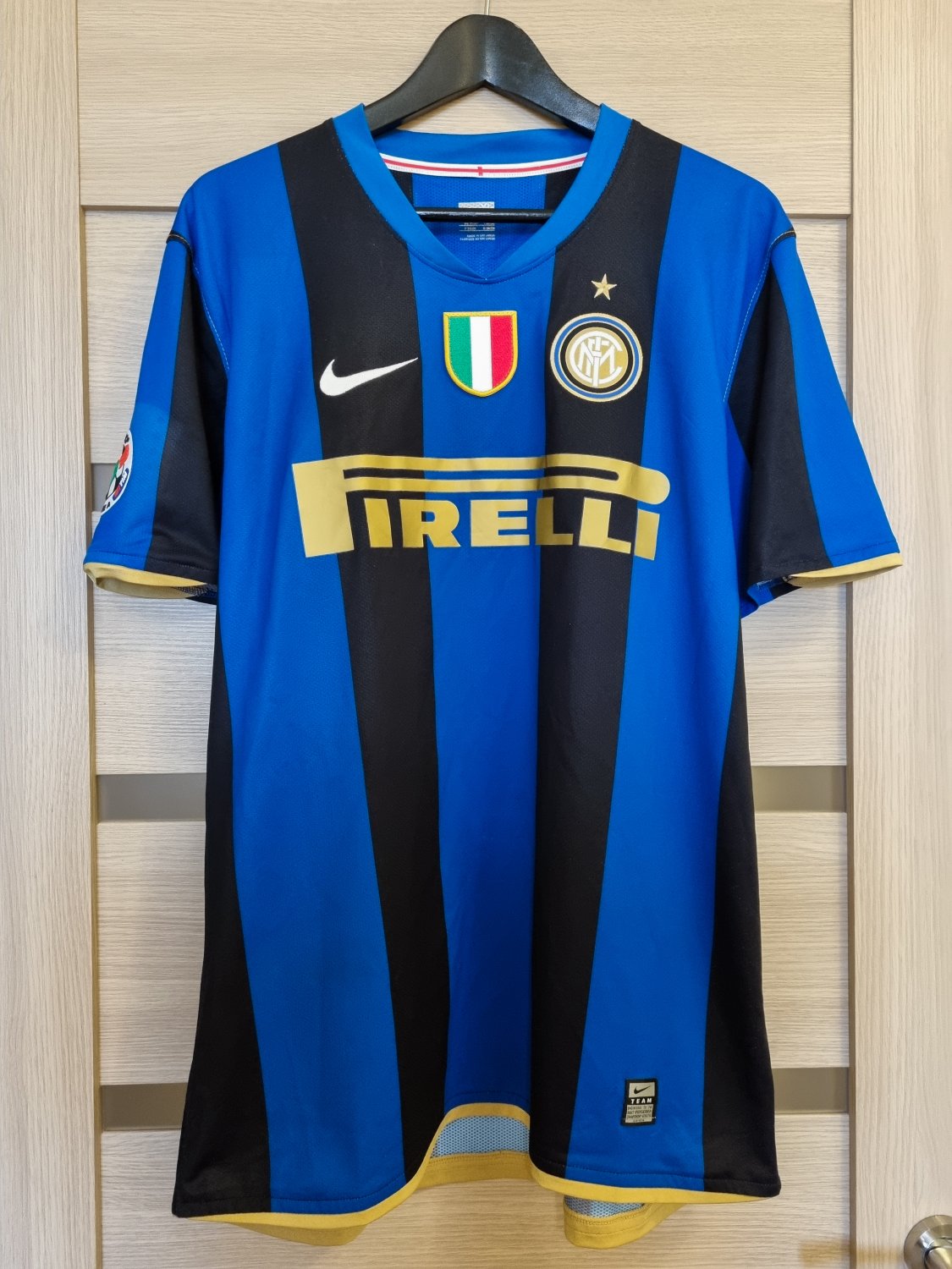 Internazionale Home football shirt 2008 - 2009. Sponsored by Pirelli