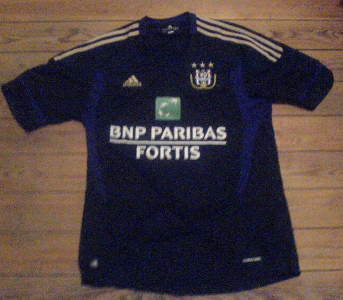 Anderlecht Home Maillot de foot 2011 - 2012. Sponsored by BNP Paribas ...