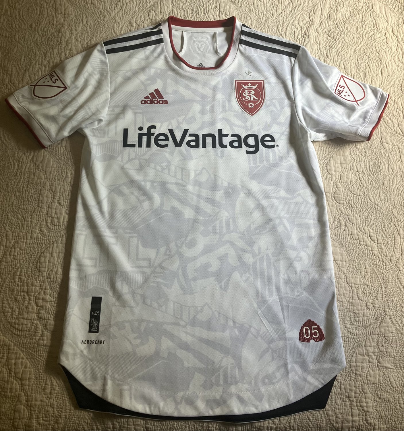Real Salt Lake Away football shirt 2021 - 2022. Sponsored by LifeVantage