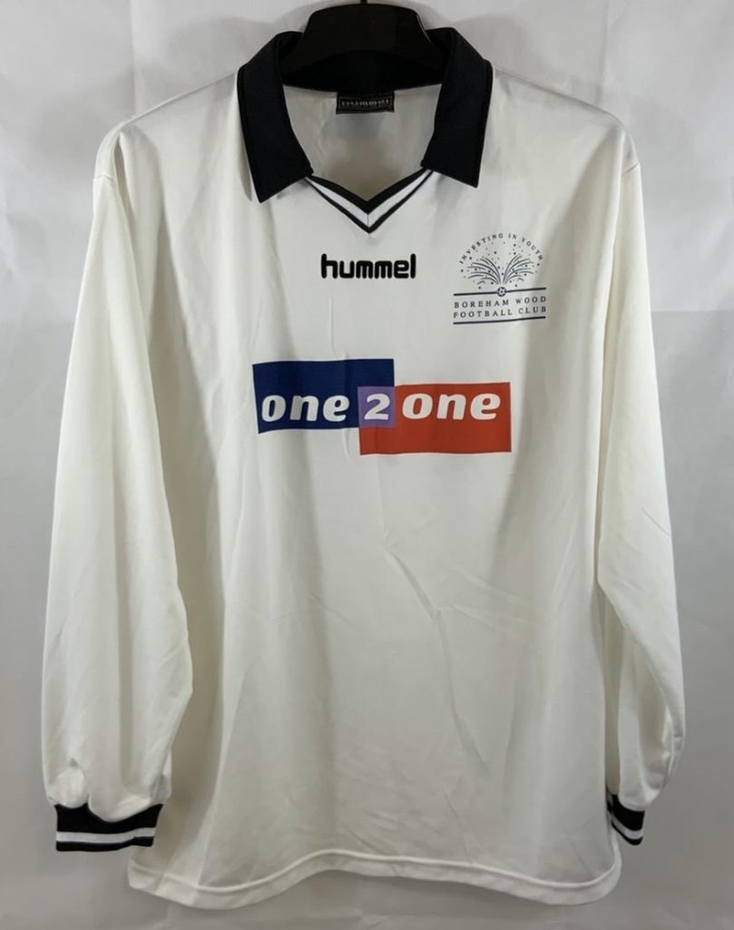 Boreham Wood Home football shirt 2000 - 2001. Sponsored by One2One