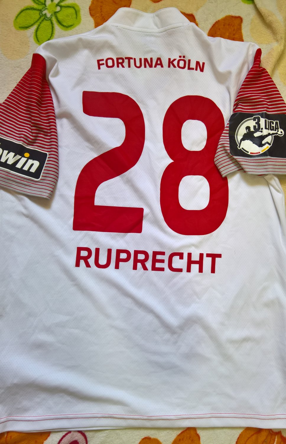 Fortuna Koln Home football shirt 2018 - 2019. Sponsored by HIT