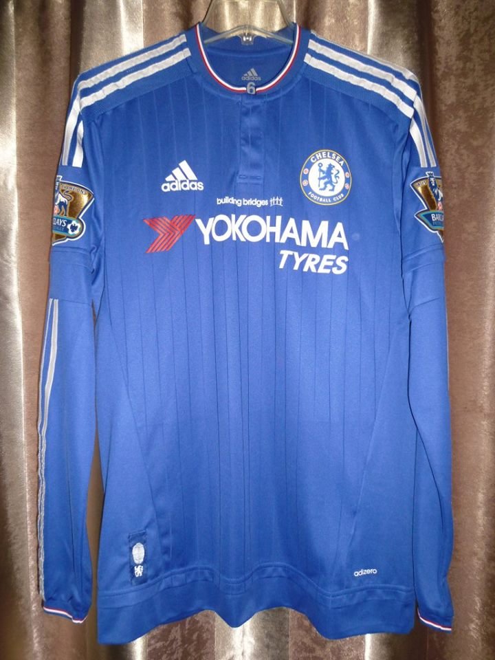 Chelsea Home football shirt 2015 - 2016. Sponsored by Yokohama Tyres