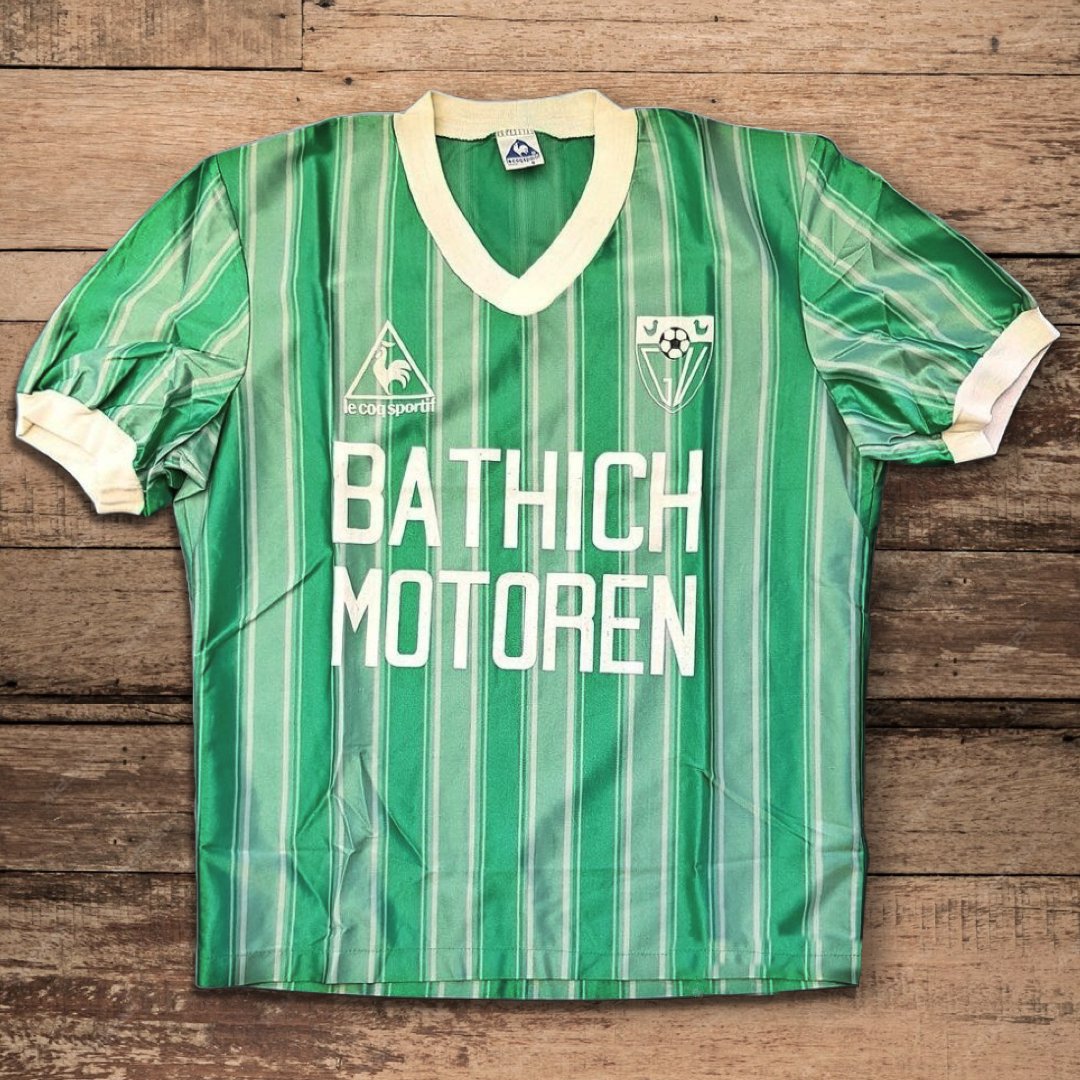 General Velásquez Home football shirt 1989 - 1990. Sponsored by Bathich ...