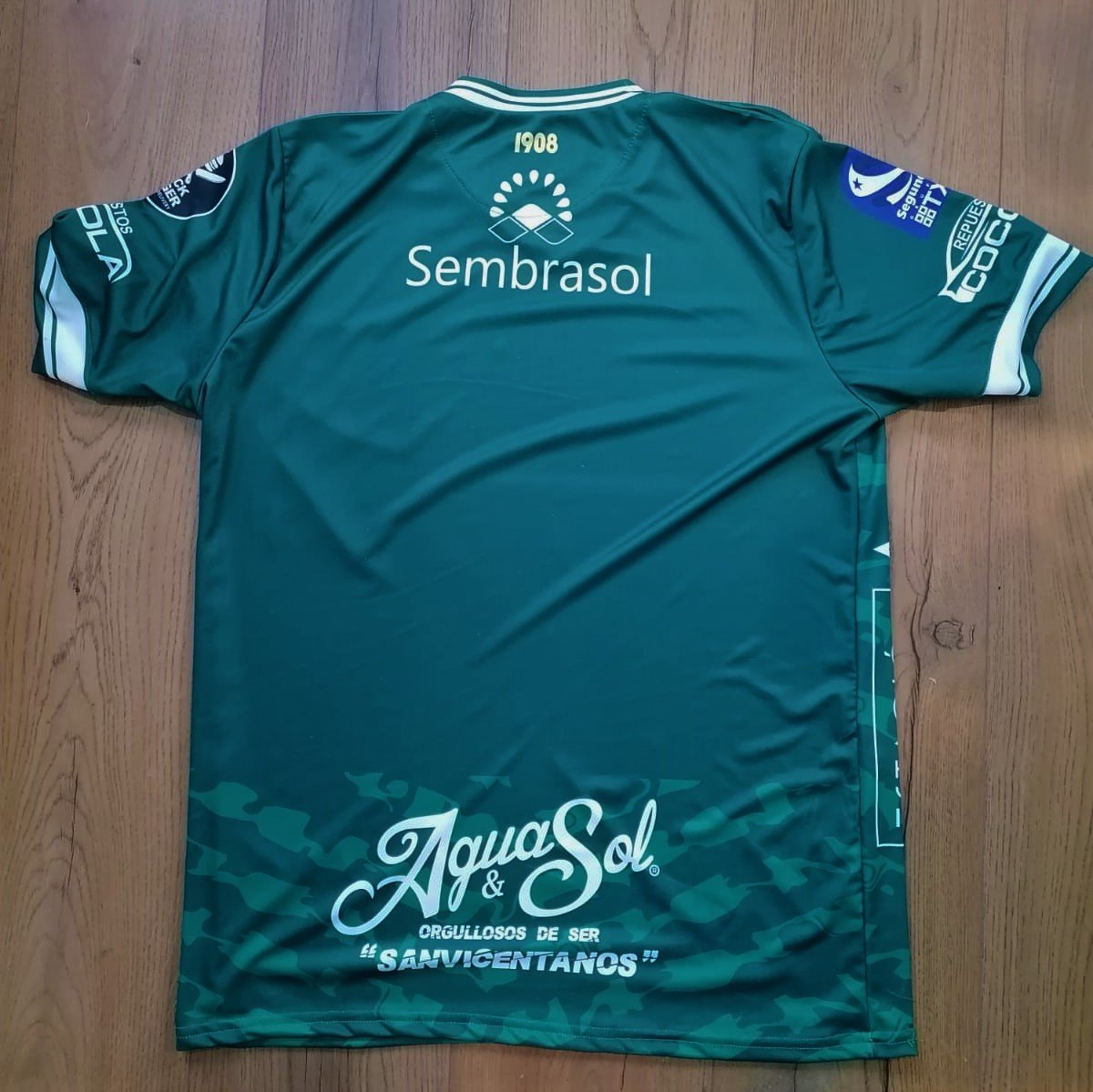 General Velásquez Home Camiseta de Fútbol 2022. Sponsored by FerrExperto