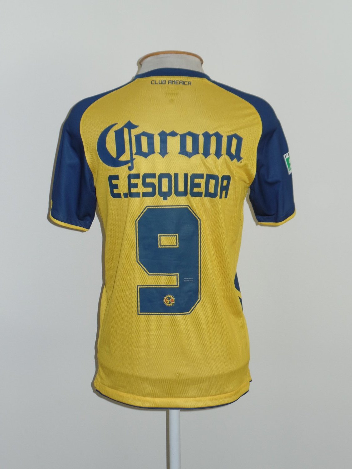 Club America Home football shirt 2011. Sponsored by Bimbo