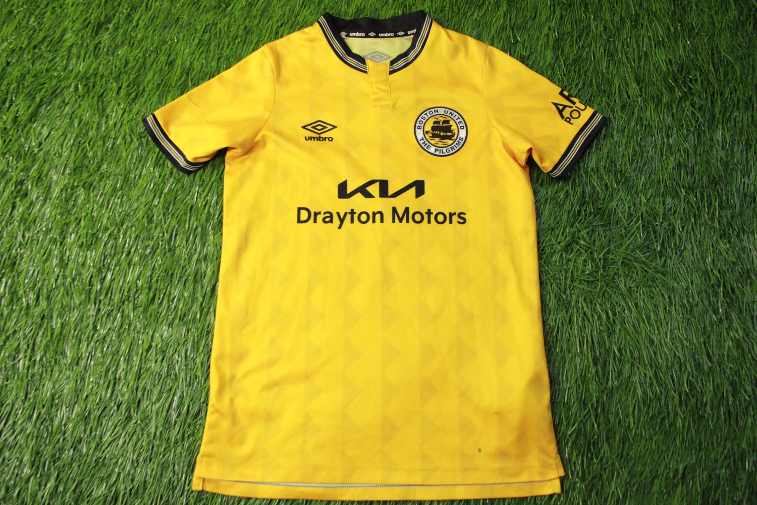 Boston United Home football shirt 2023 - 2024. Sponsored by Dayton Motors