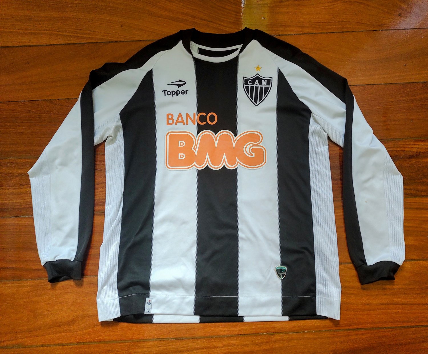 Atlético Mineiro Home voetbalshirt 2011. Sponsored by Banco BMG