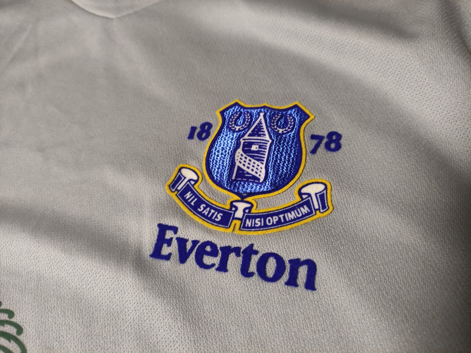 Everton Away football shirt 2005 - 2006. Sponsored by Chang