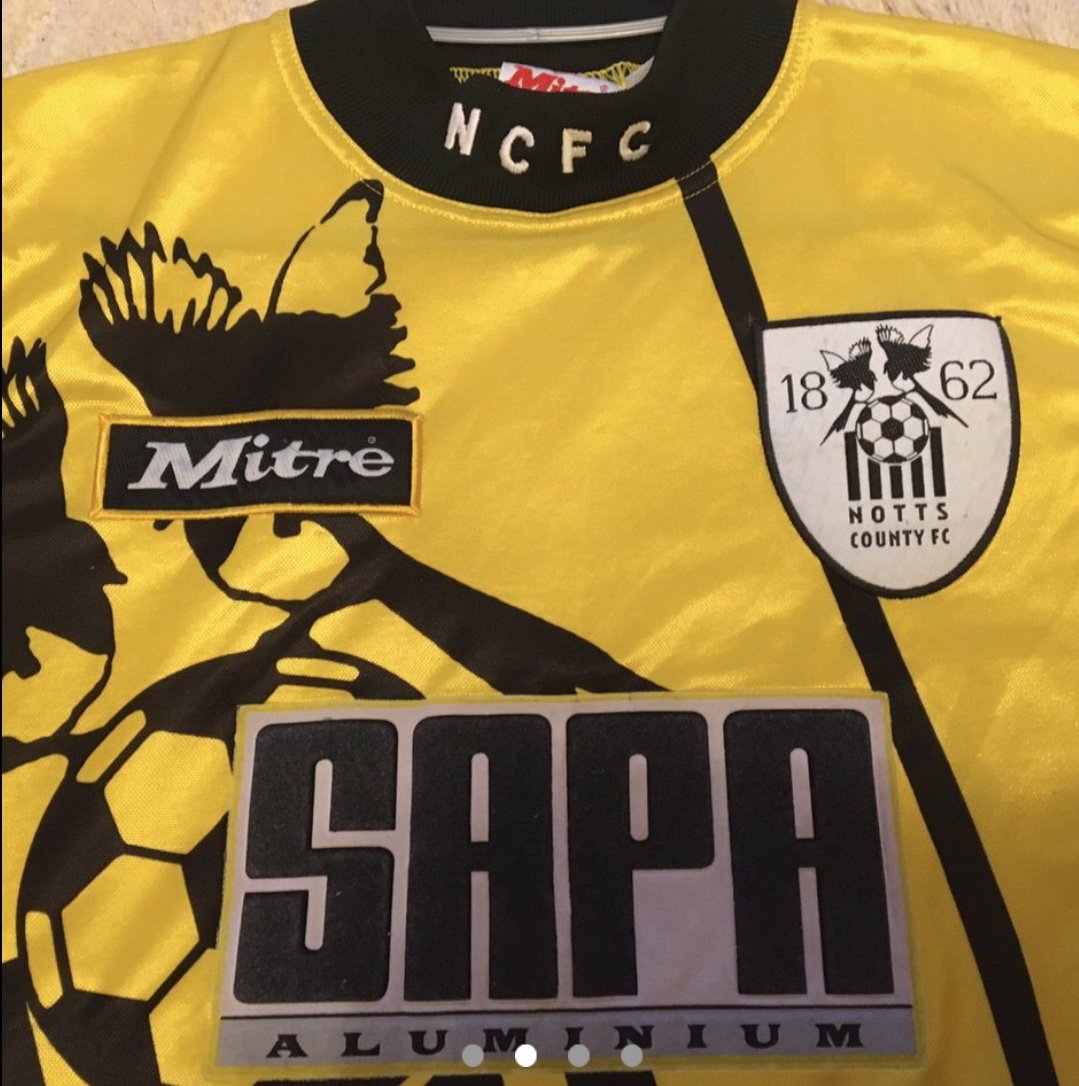 Retro Notts Cty 1960s/1970s Traditional Football Scarf
